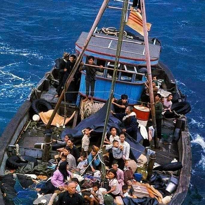 @Nam La - Lưu Đày - Tone Nam Lê Tâm - Hakara